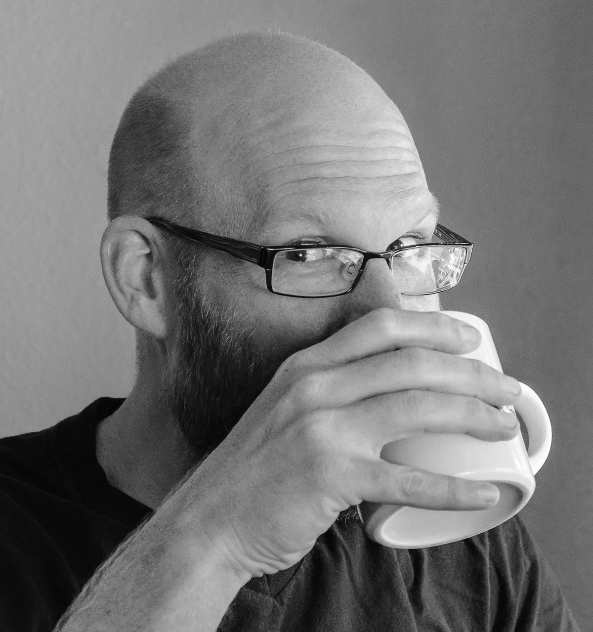 GARBAGE ISLAND | Always in the Middle…